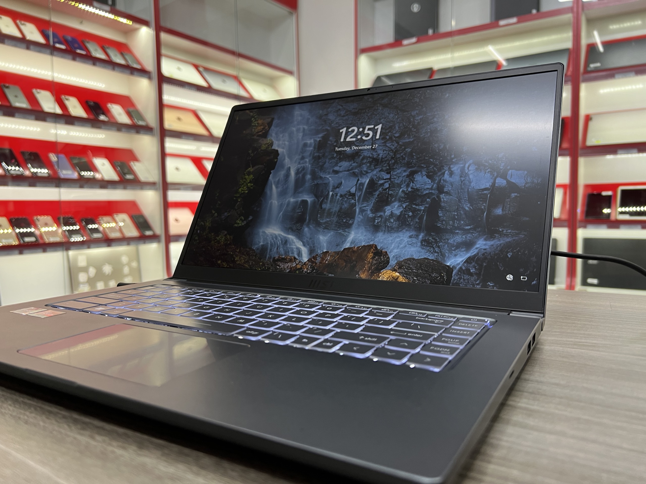 MSI AMD Ryzen 7 gen 11 8GB | Shopthanhly.vn